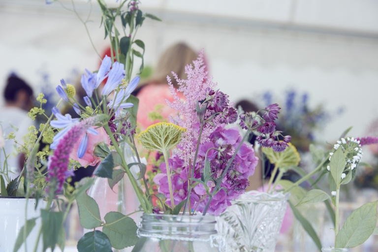 How to throw a summer garden party – Sophie Robinson