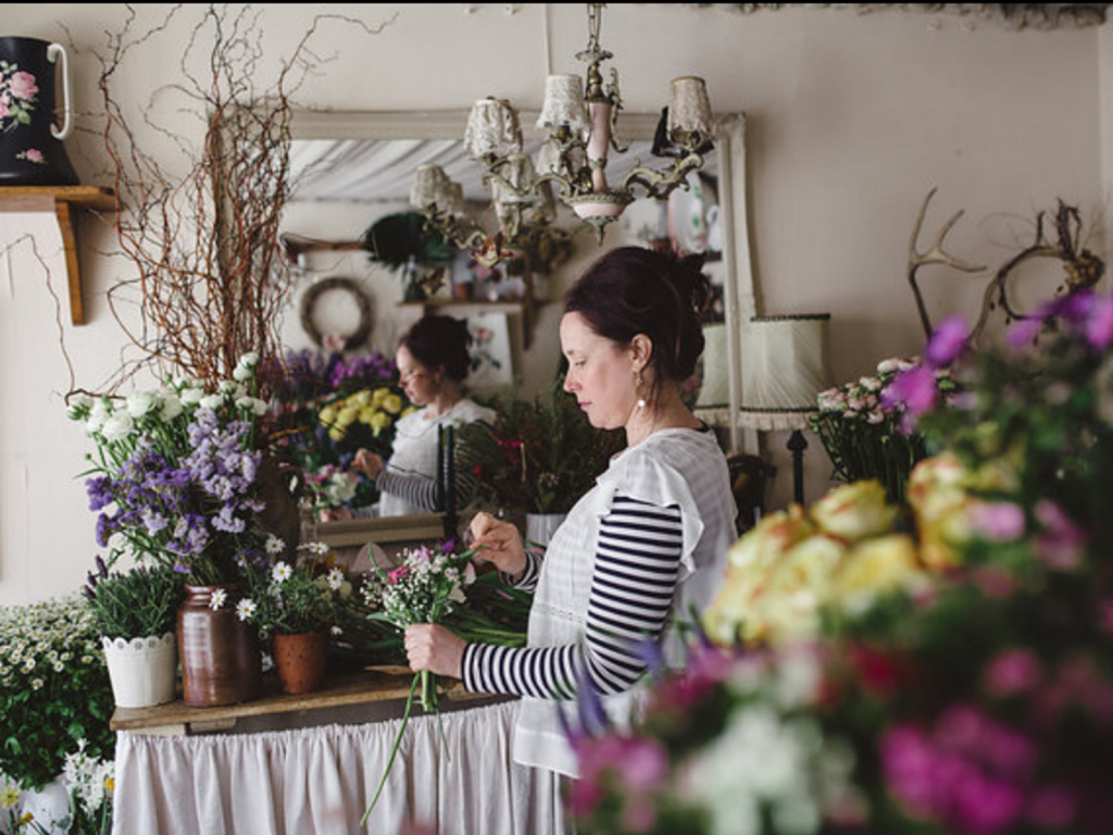 Designer Spotlight: Kate Langdale, Florist – Sophie Robinson