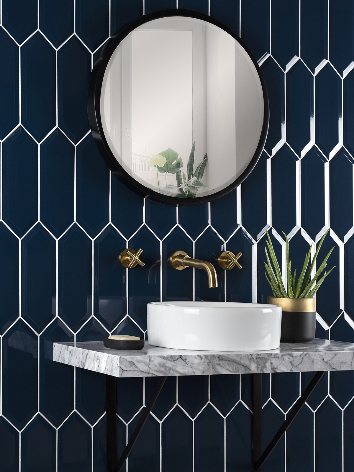 Colour crush: Decorating with navy – Sophie Robinson